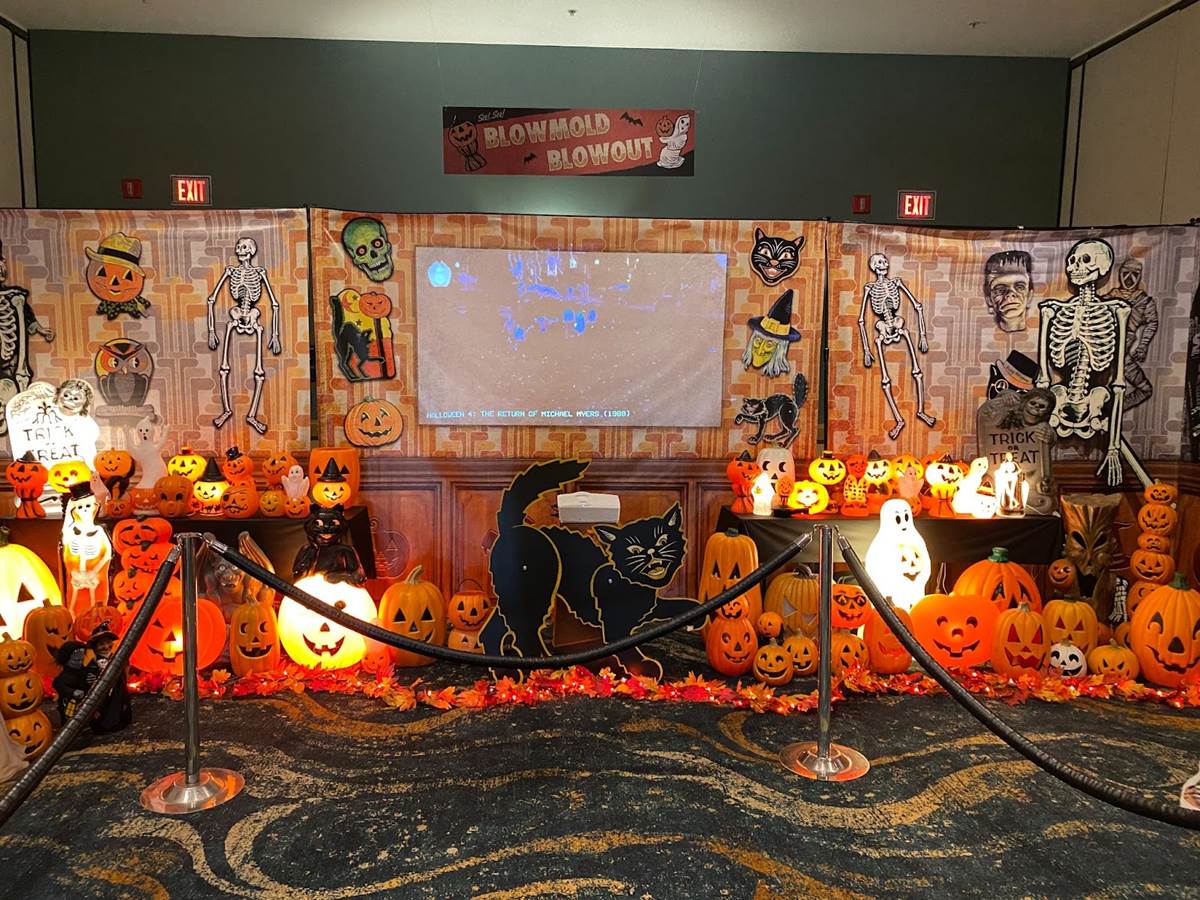 Photos/Video: Midsummer Scream Halloween and Horror Convention Makes ...