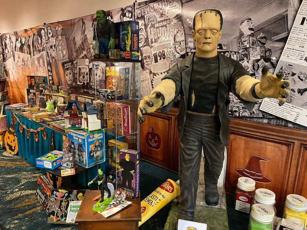 Photos/Video: Midsummer Scream Halloween and Horror Convention Makes ...