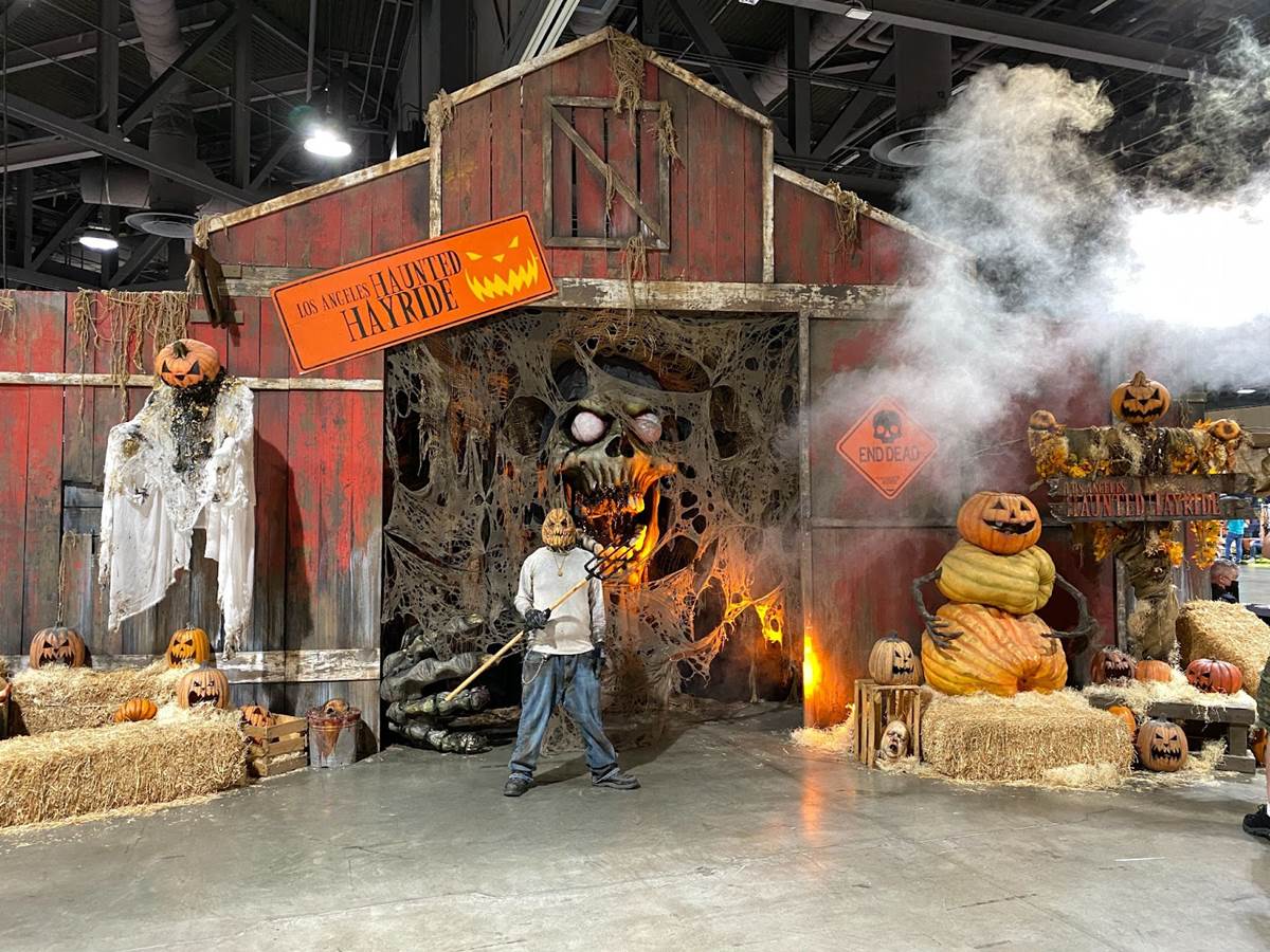 Photos/Video: Midsummer Scream Halloween and Horror Convention Makes ...