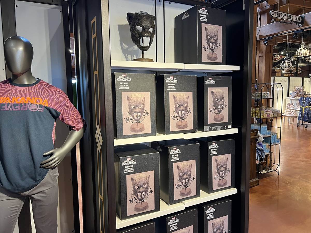 Marvel Merchandise Replaces WonderGround Gallery at Marketplace Co-Op ...