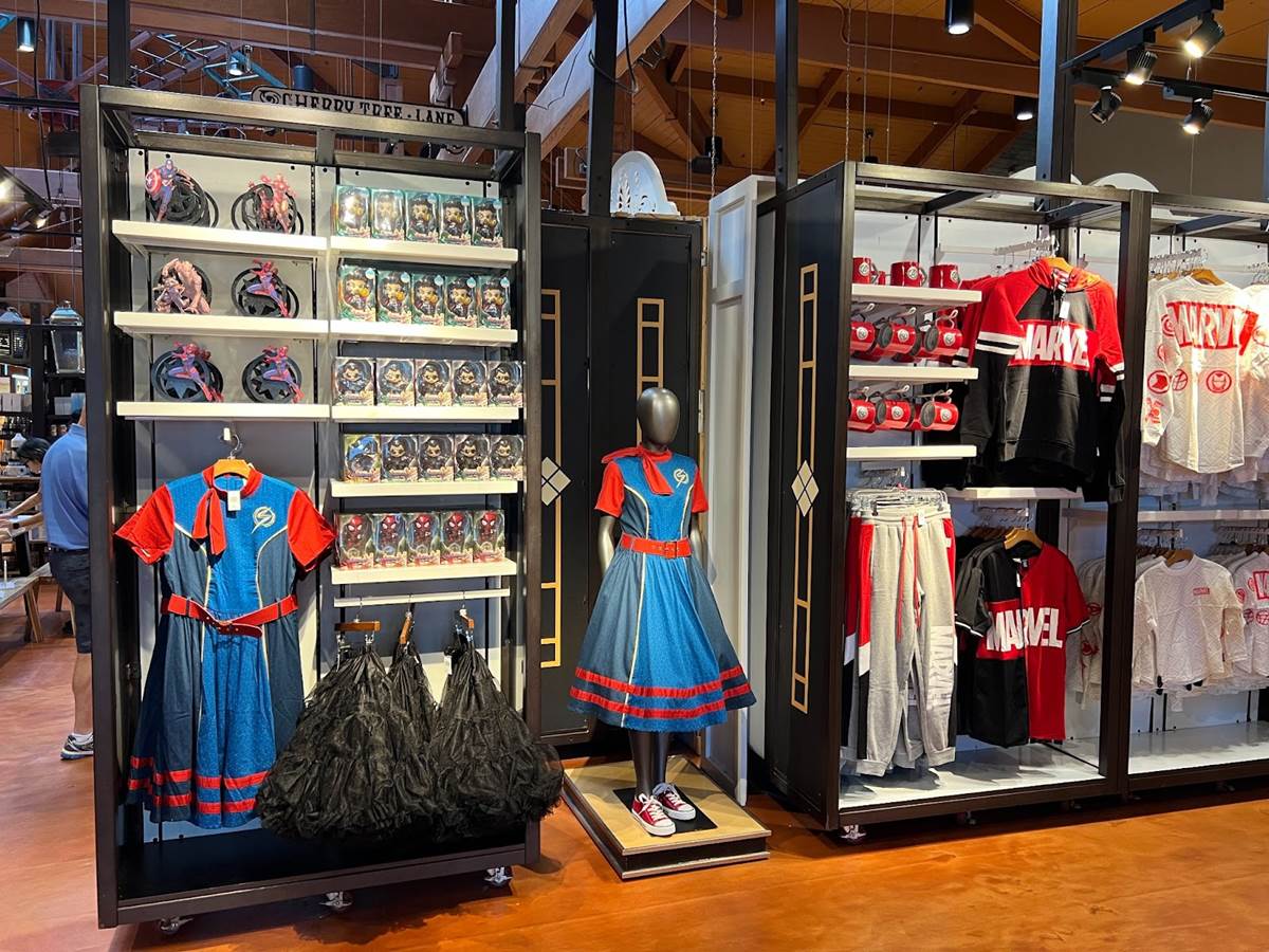 Marvel Merchandise Replaces WonderGround Gallery at Marketplace Co-Op ...