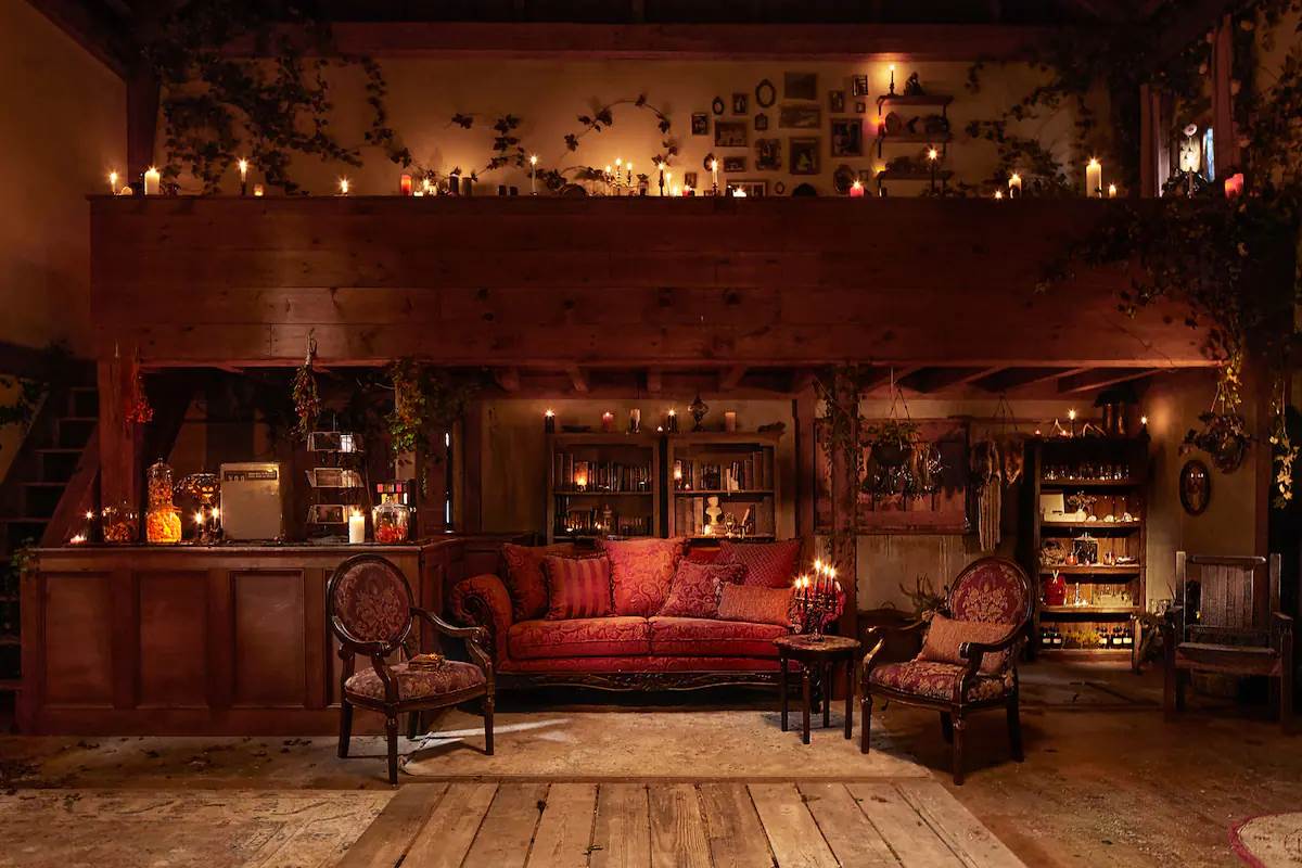 "Hocus Pocus" Themed Cottage Appears on Airbnb for Booking Later in ...