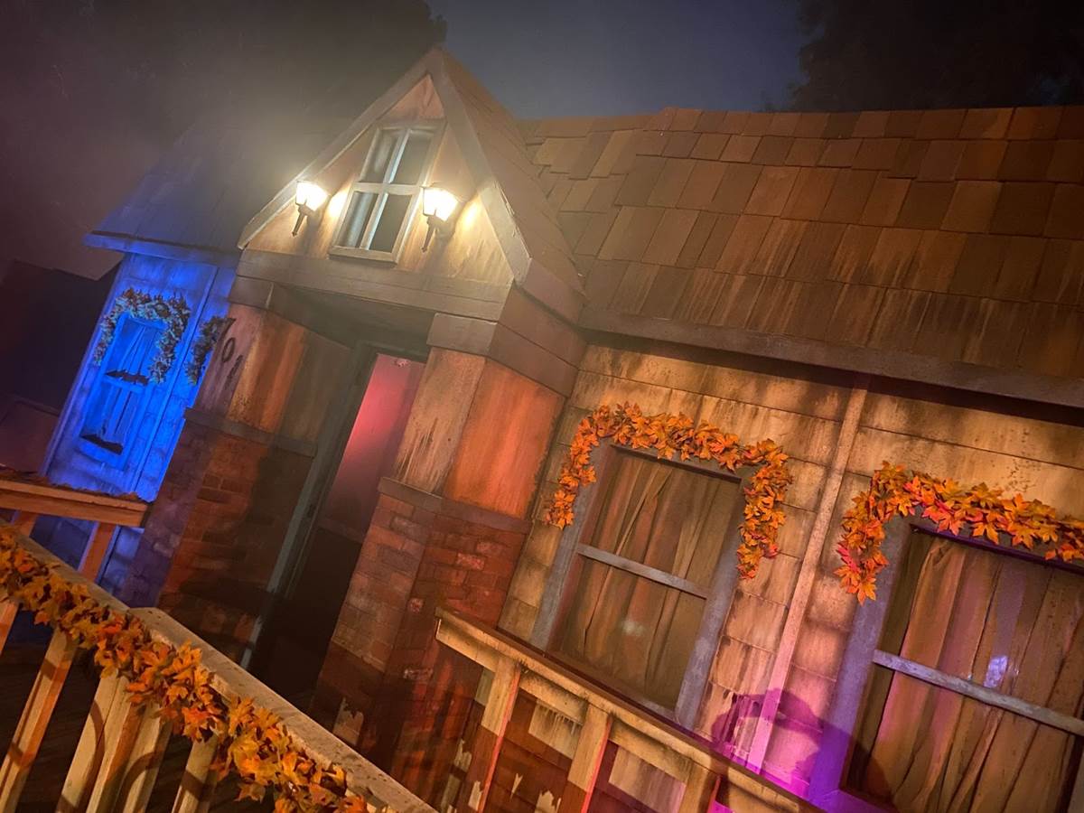 Event Recap: Los Angeles Haunted Hayride 2022 Combines Scary Mazes with ...