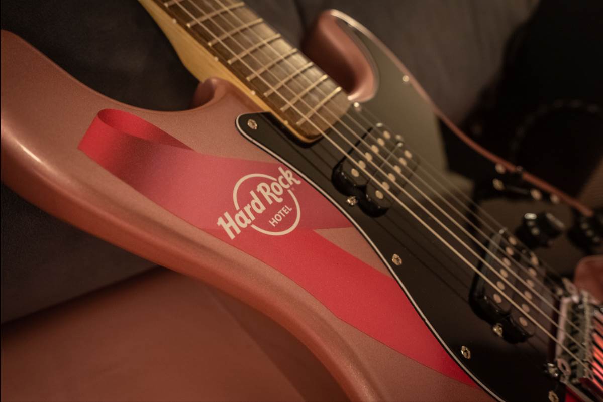 Hard Rock Hotel at Universal Orlando Lit Up in Pink to Support Breast ...