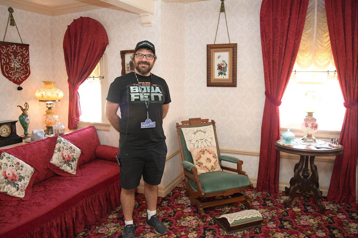 Photos / Recap: Guided Tours Return to Disneyland with "Walt's Main ...