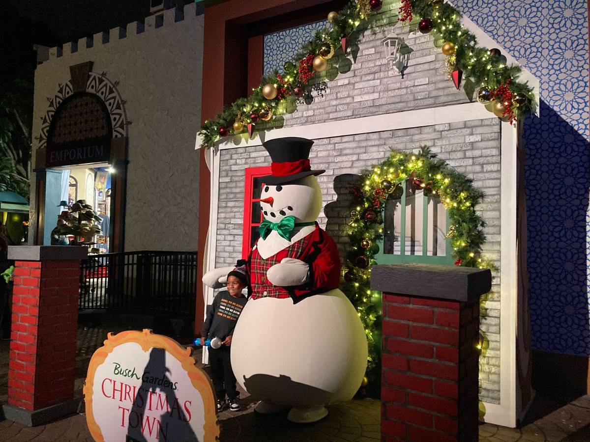 Photos - Christmas Town Returns to Busch Gardens Tampa Bay with All the ...
