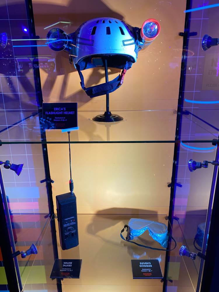 Immersive Review - "Stranger Things: The Experience" Invites Attendees ...