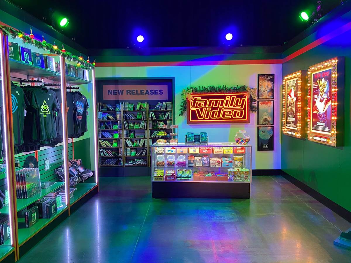 Immersive Review - "Stranger Things: The Experience" Invites Attendees ...