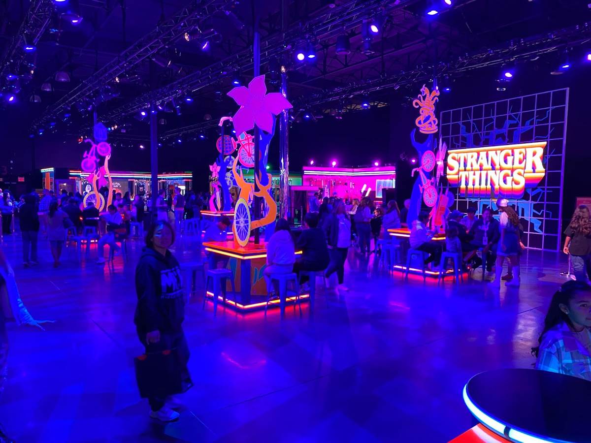 Immersive Review - "Stranger Things: The Experience" Invites Attendees ...