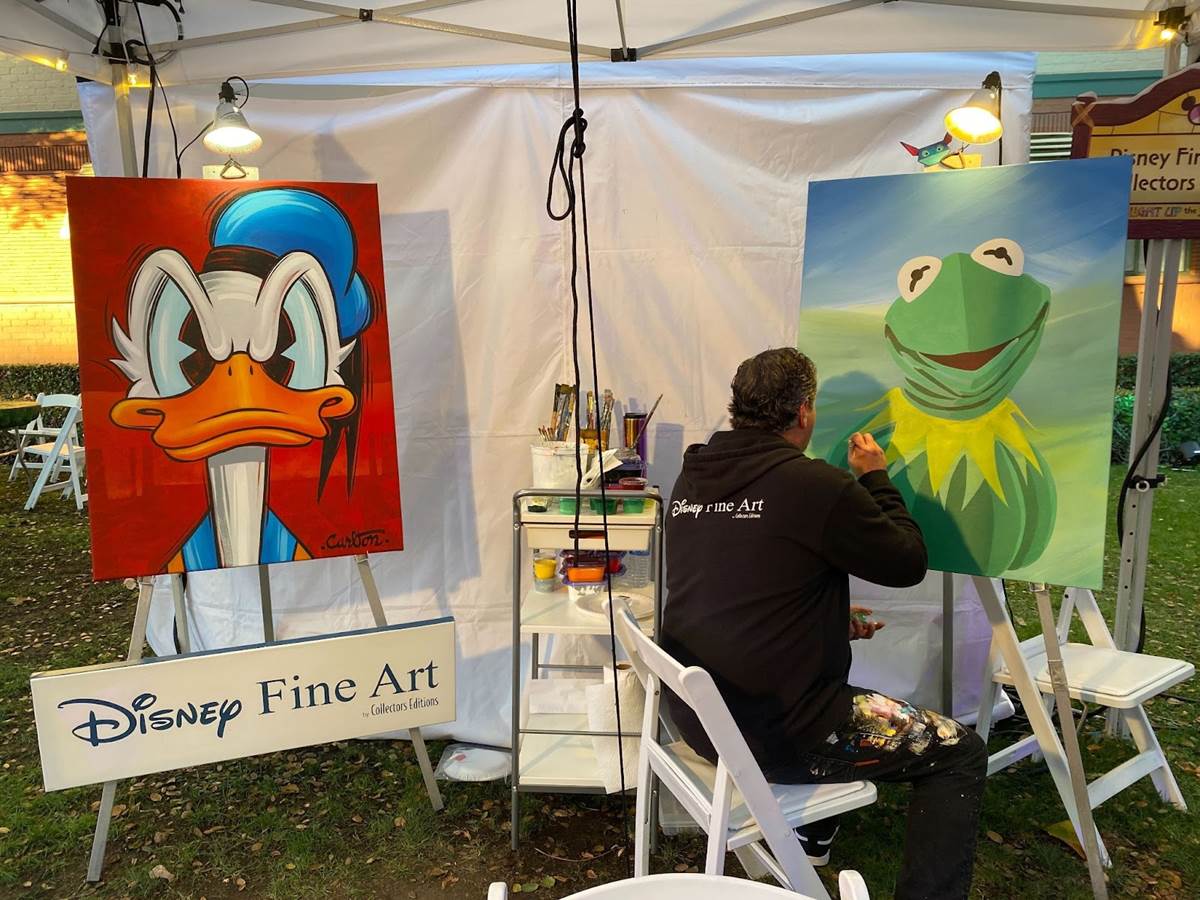 Photos: D23's "Light Up the Season" 2022 Event Celebrates the Holidays ...