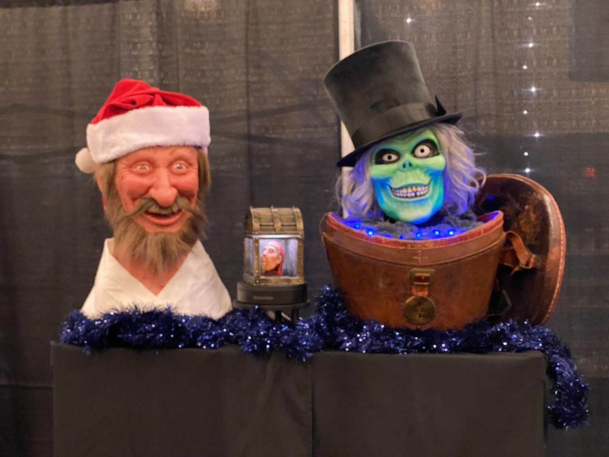 Photos: Season's Screamings Halloween / Christmas Mash-Up Convention ...
