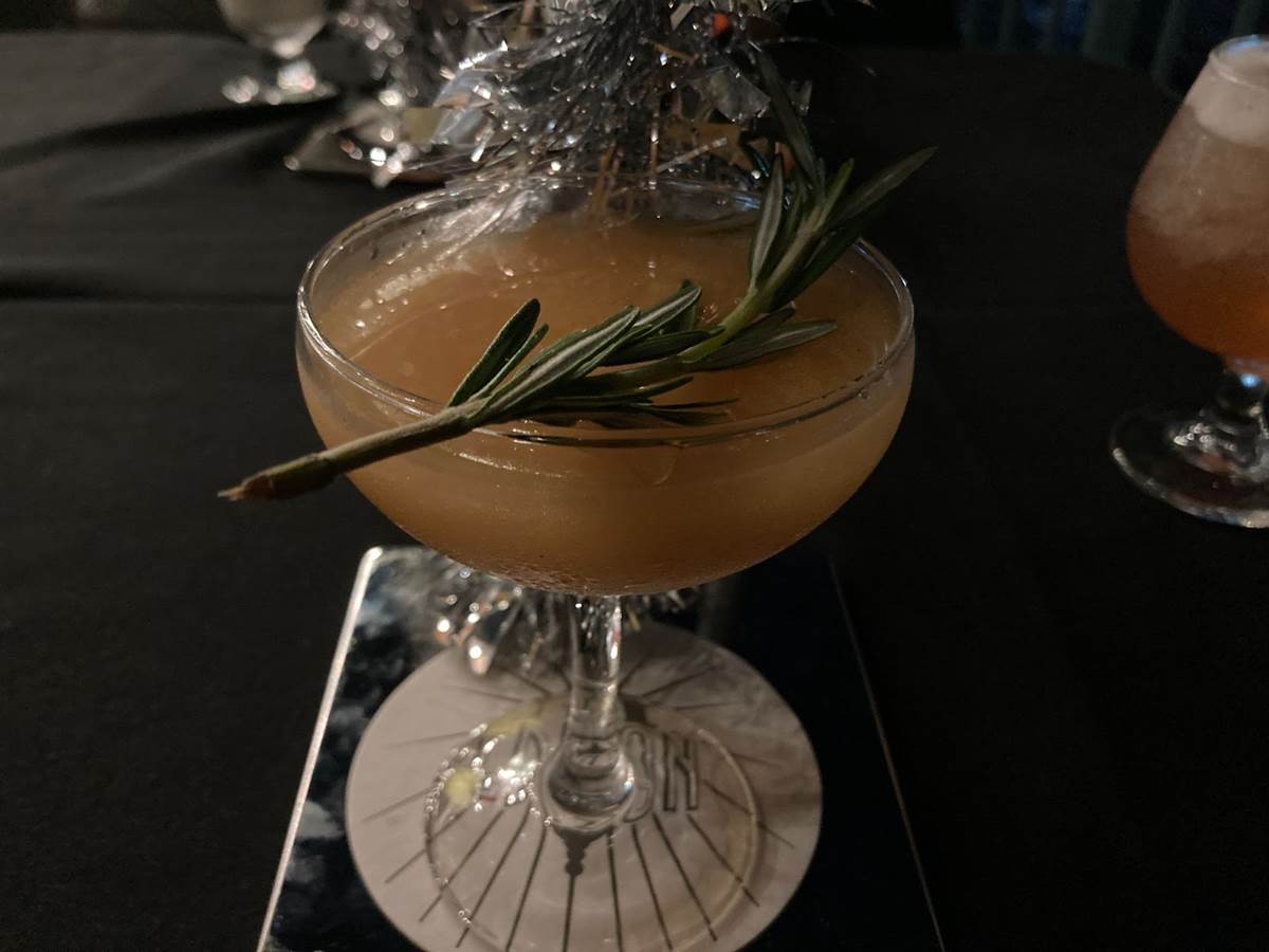 Photos - The Edison Gets Into the Holiday Spirit With Some Festive ...