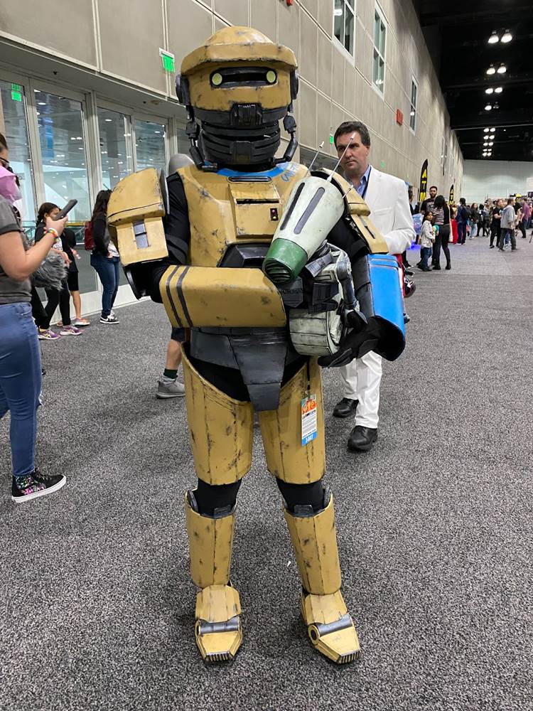Photos / Video: L.A. Comic Con 2022 Brings "X-Men" Panel, Cosplay ...