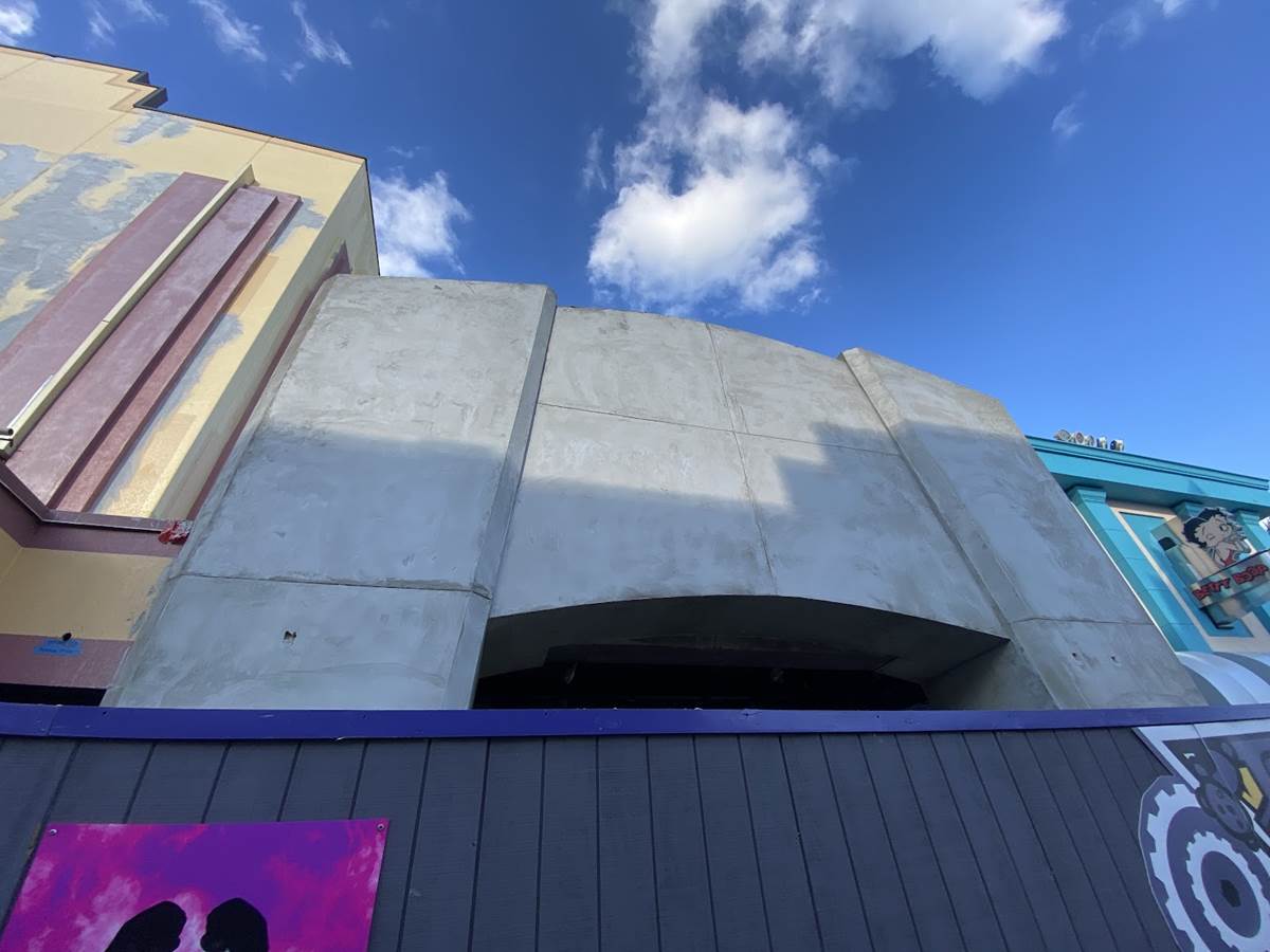 Photos: "Villain-Con Minion Blast" Attraction Posters Appear at ...