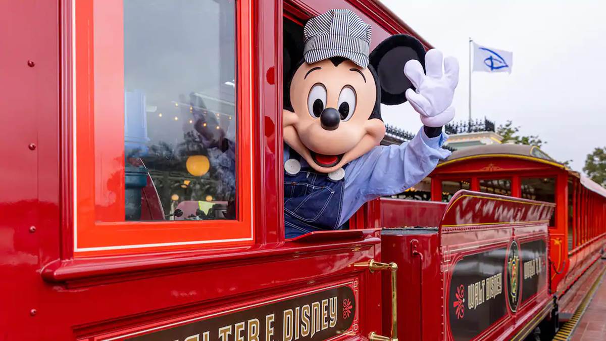 Walt Disney World Railroad Reopening at the Magic Kingdom "For the ...