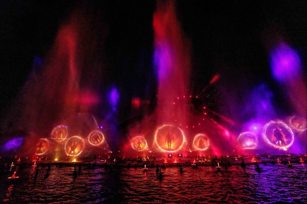First Look Images and Video of "World of Color – ONE," Debuting January ...