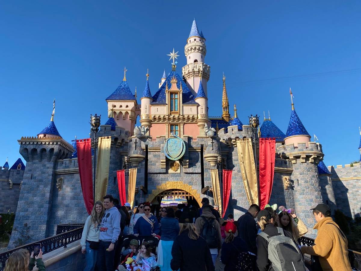Photos: Disney100 Decorations Begin to Appear on Sleeping Beauty Castle at Disneyland ...