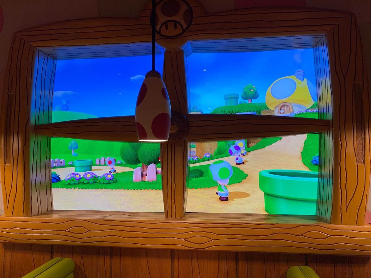 Photos: Explore the Toadstool Cafe and Its Menu at Universal Studios ...