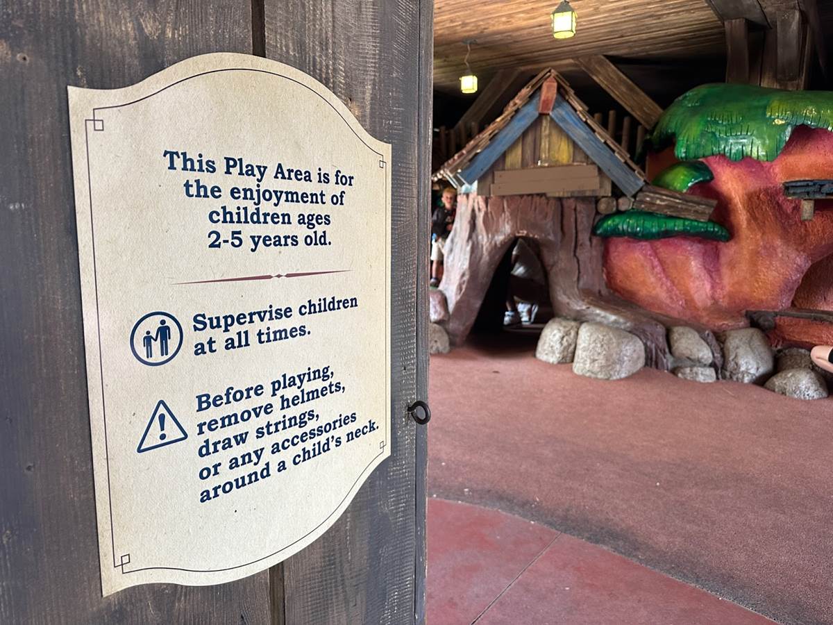 Photos: Laughin' Place References Removed, Construction Walls Expand at Former Splash Mountain ...