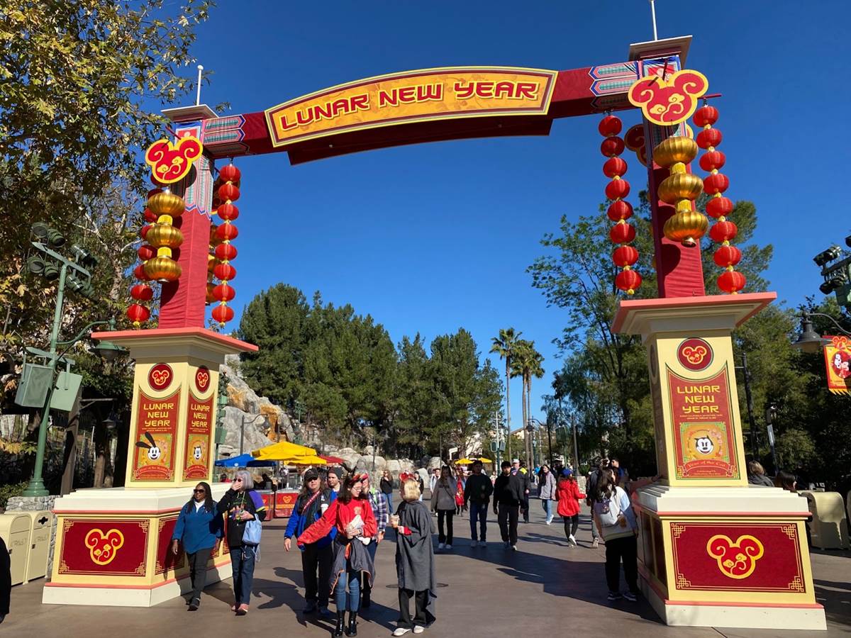 Disney California Adventure debuts Year of the Horse sourdough loaf ...