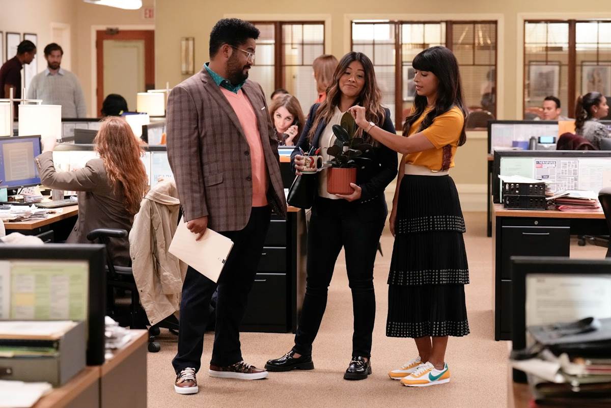 TV Review: "Not Dead Yet" is One of Primetime TV's Best New Sitcoms in ...
