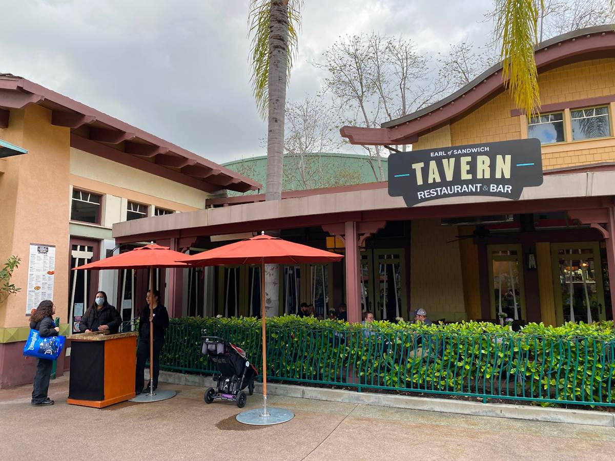 Photos: First Look Inside the New Earl of Sandwich Tavern at Downtown ...