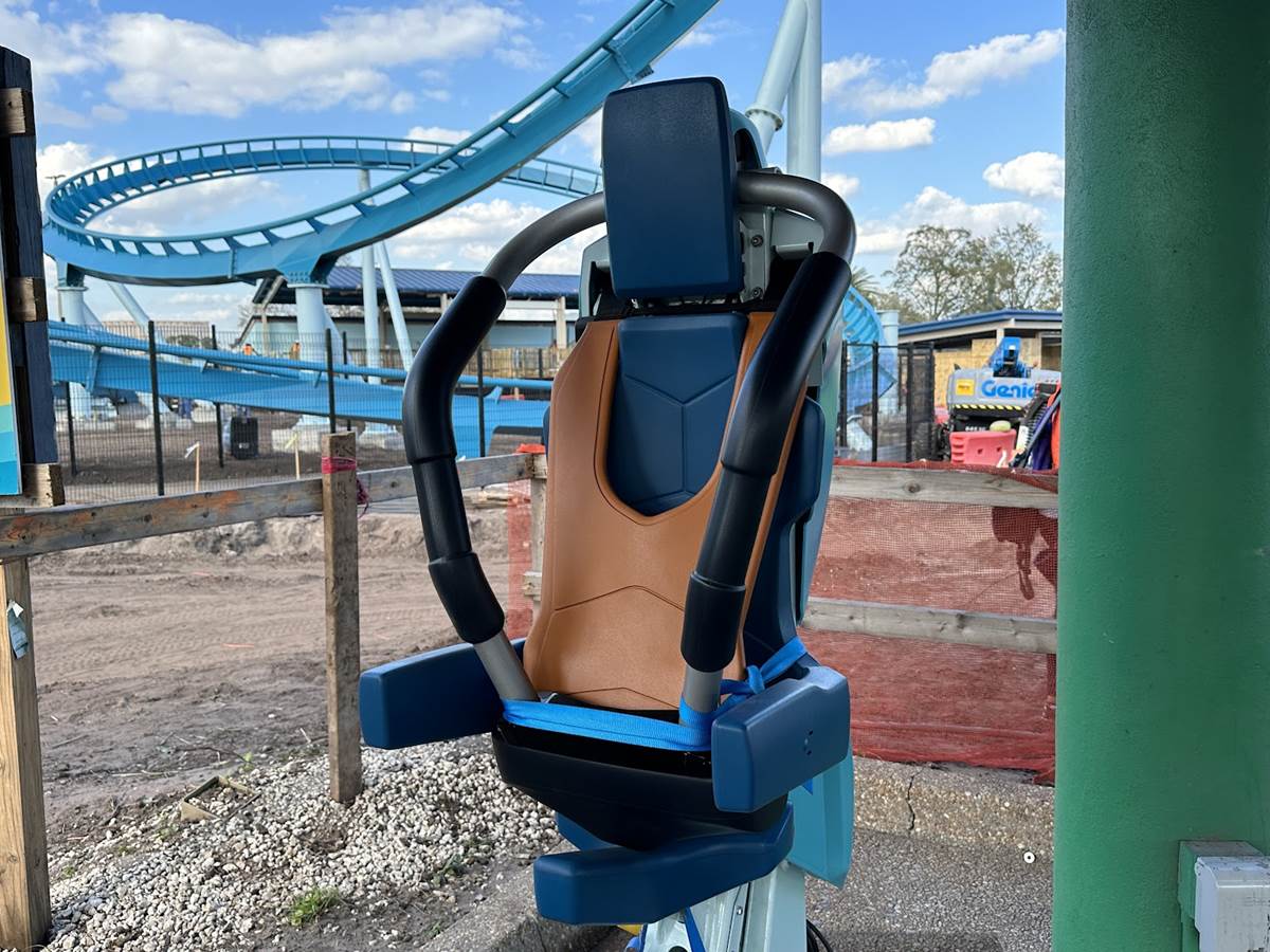 Photos/Video: SeaWorld Orlando's Pipeline: The Surf Coaster Hard Hat ...
