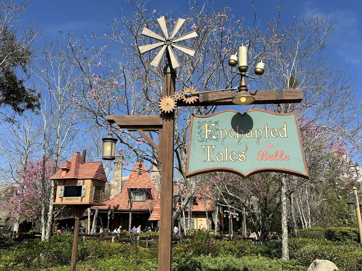Photos/Video: Enchanted Tales With Belle Returns To Magic Kingdom ...