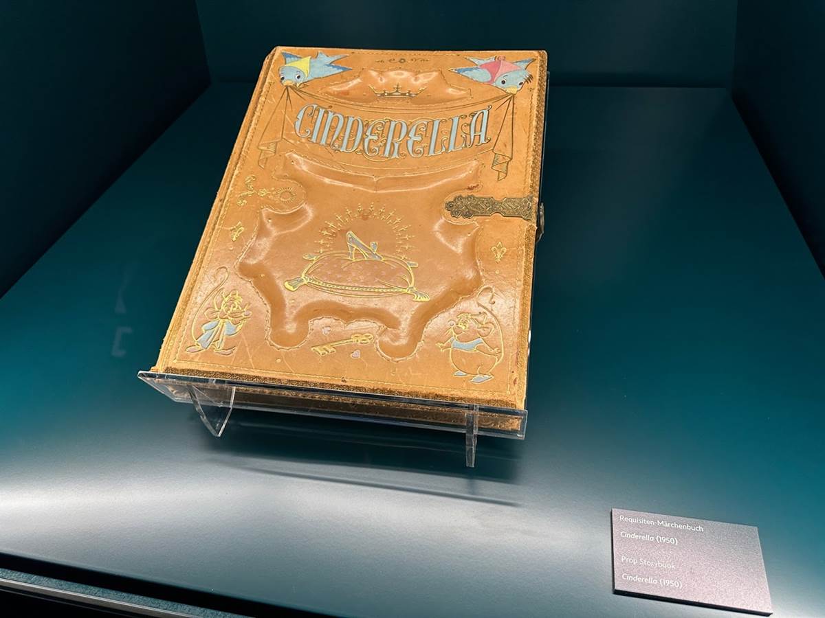 Photos – Disney100: The Exhibition Debuts in Munich, Germany - LaughingPlace.com