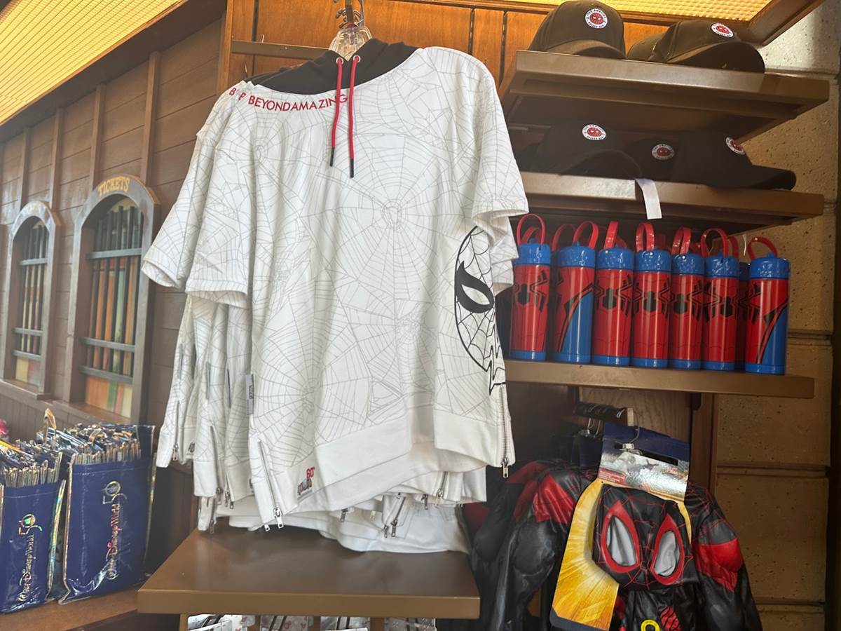 Photos: Marvel Takes Over Disney Traders Store at EPCOT - LaughingPlace.com