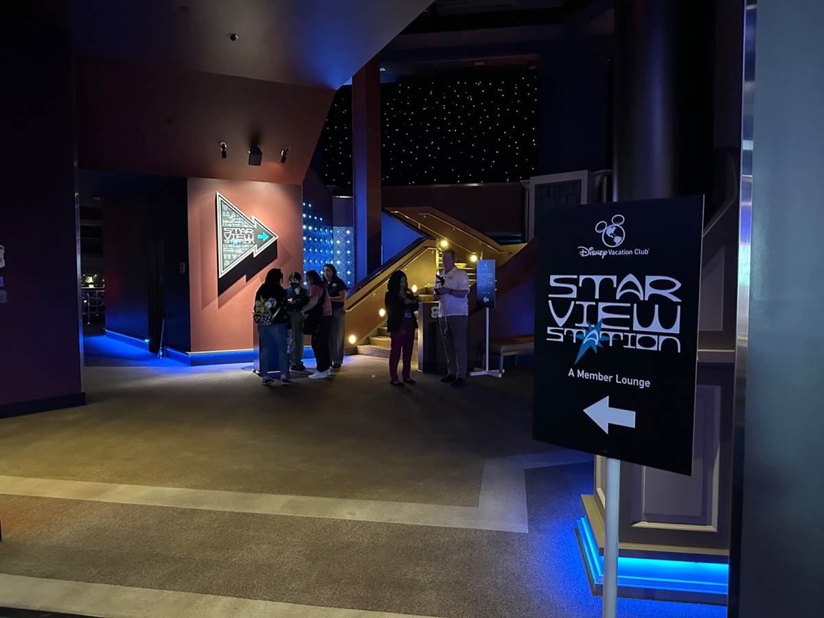 Photos / Video: Star View Station Disney Vacation Club Member Lounge ...