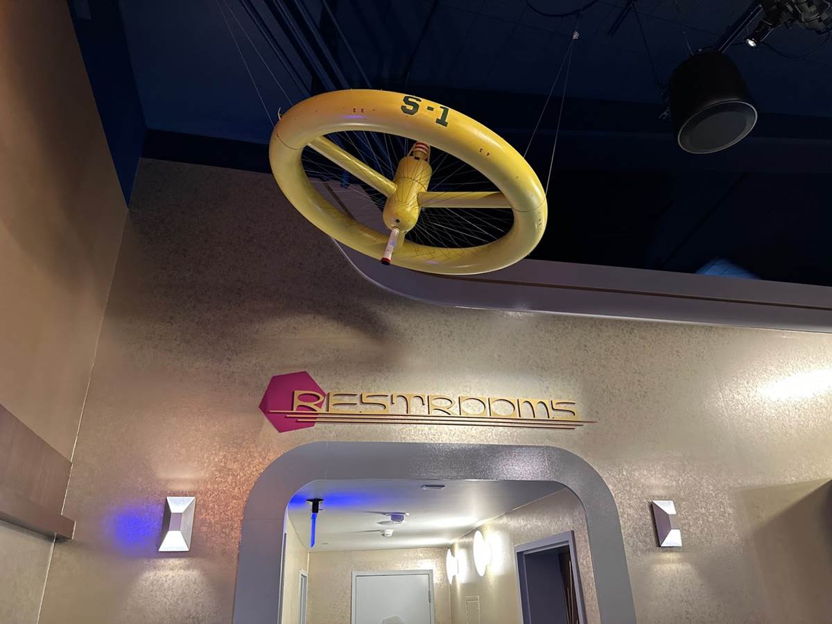 Photos / Video: Star View Station Disney Vacation Club Member Lounge ...