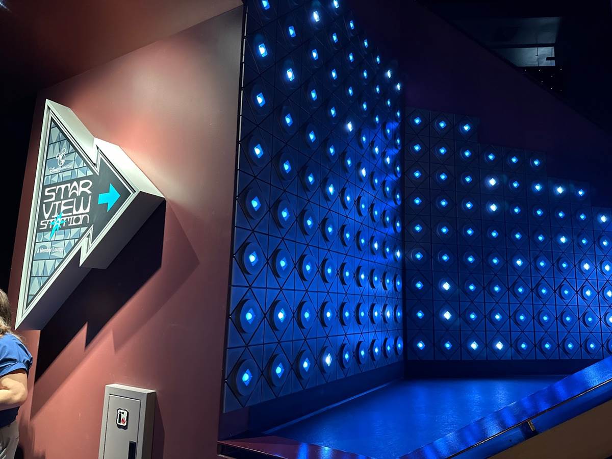 Photos / Video: Star View Station Disney Vacation Club Member Lounge ...