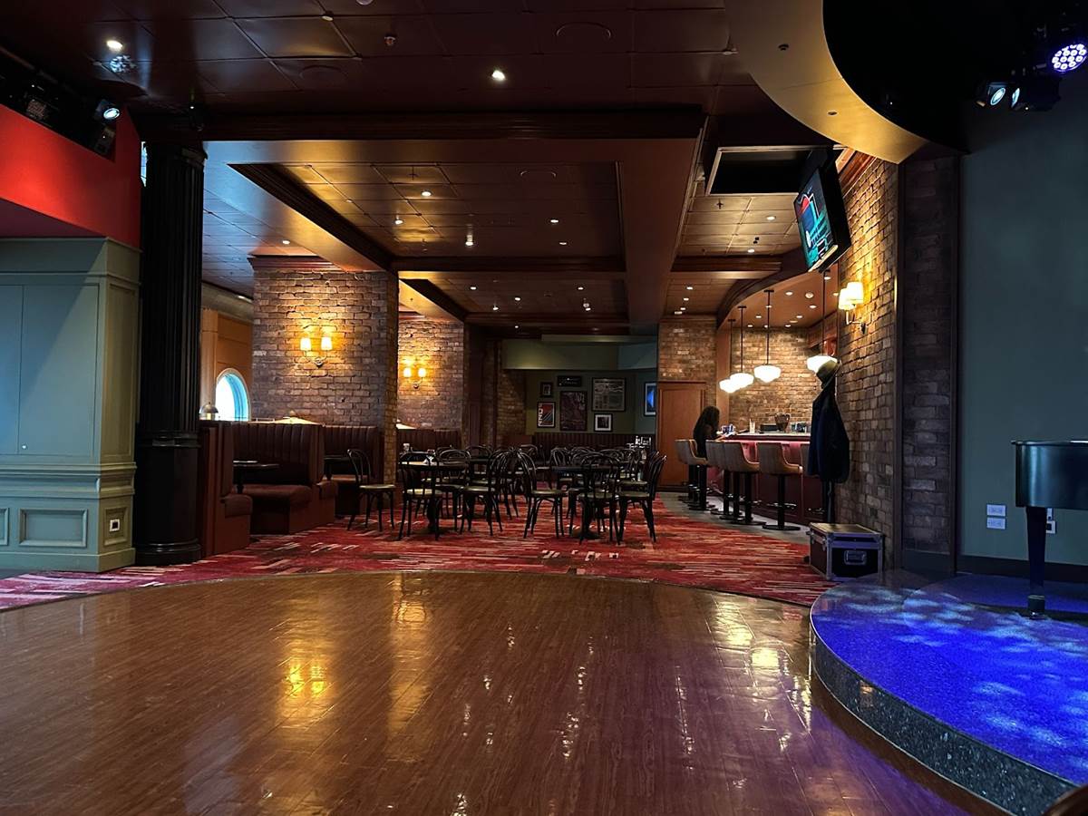 Photos: "Soul Cat Lounge" Aboard the Disney Magic is Full of Details ...