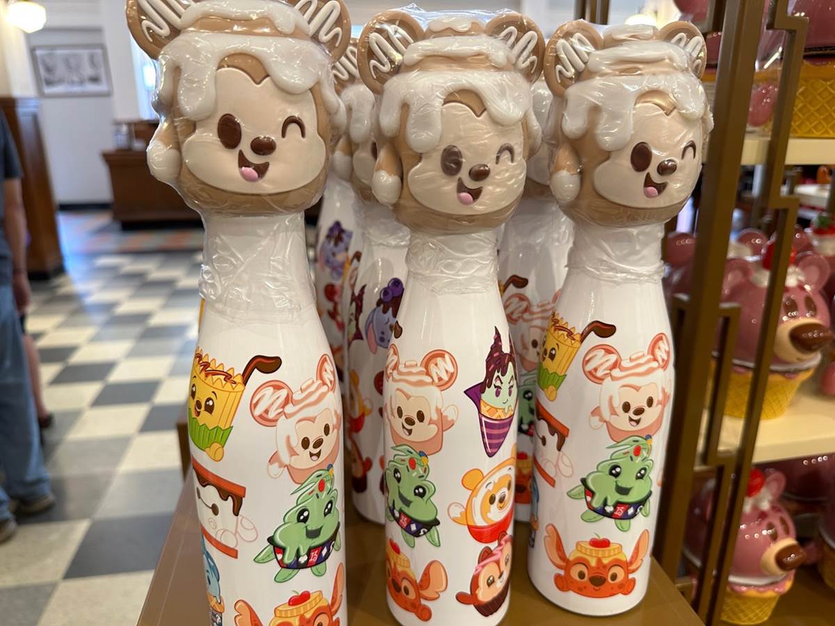 Photos: More Disney Munchlings Merchandise Arrives at Walt Disney World ...