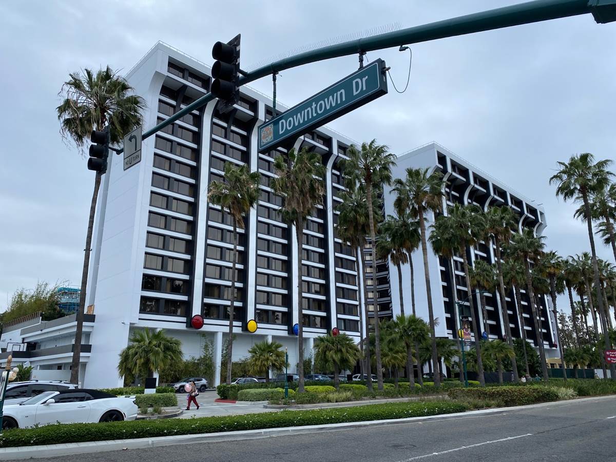 Photos: Reimagined Pixar Place Hotel Lobby and Gift Shop Revealed to ...