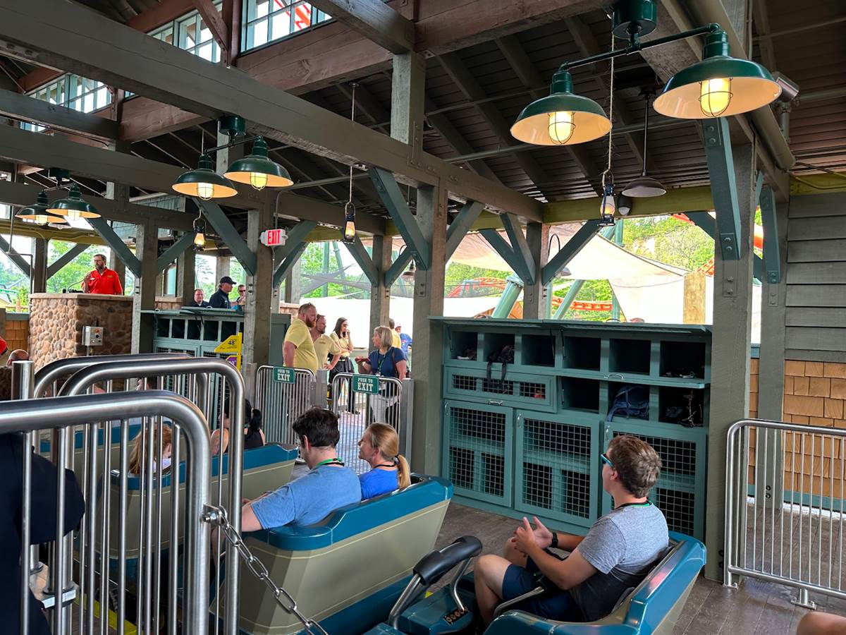 Photos / Videos: Big Bear Mountain Opens at Dollywood with Opening ...