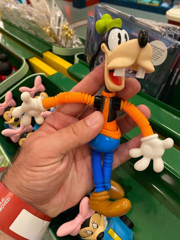 Mickey and Friends Figures with Stretchable Arms Now Available at ...