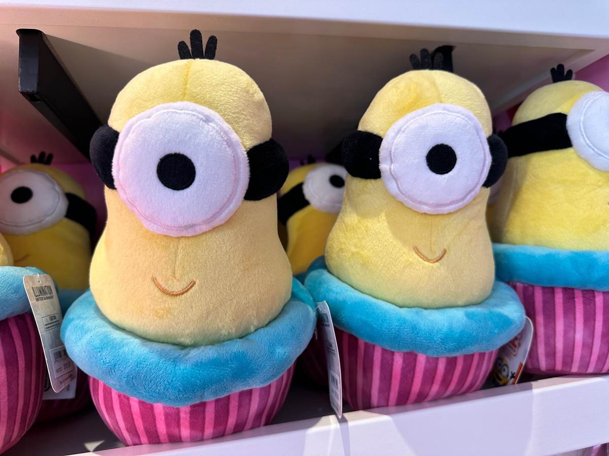 Photos: Minion Cafe and More Soft Open at Universal Studios Florida's ...