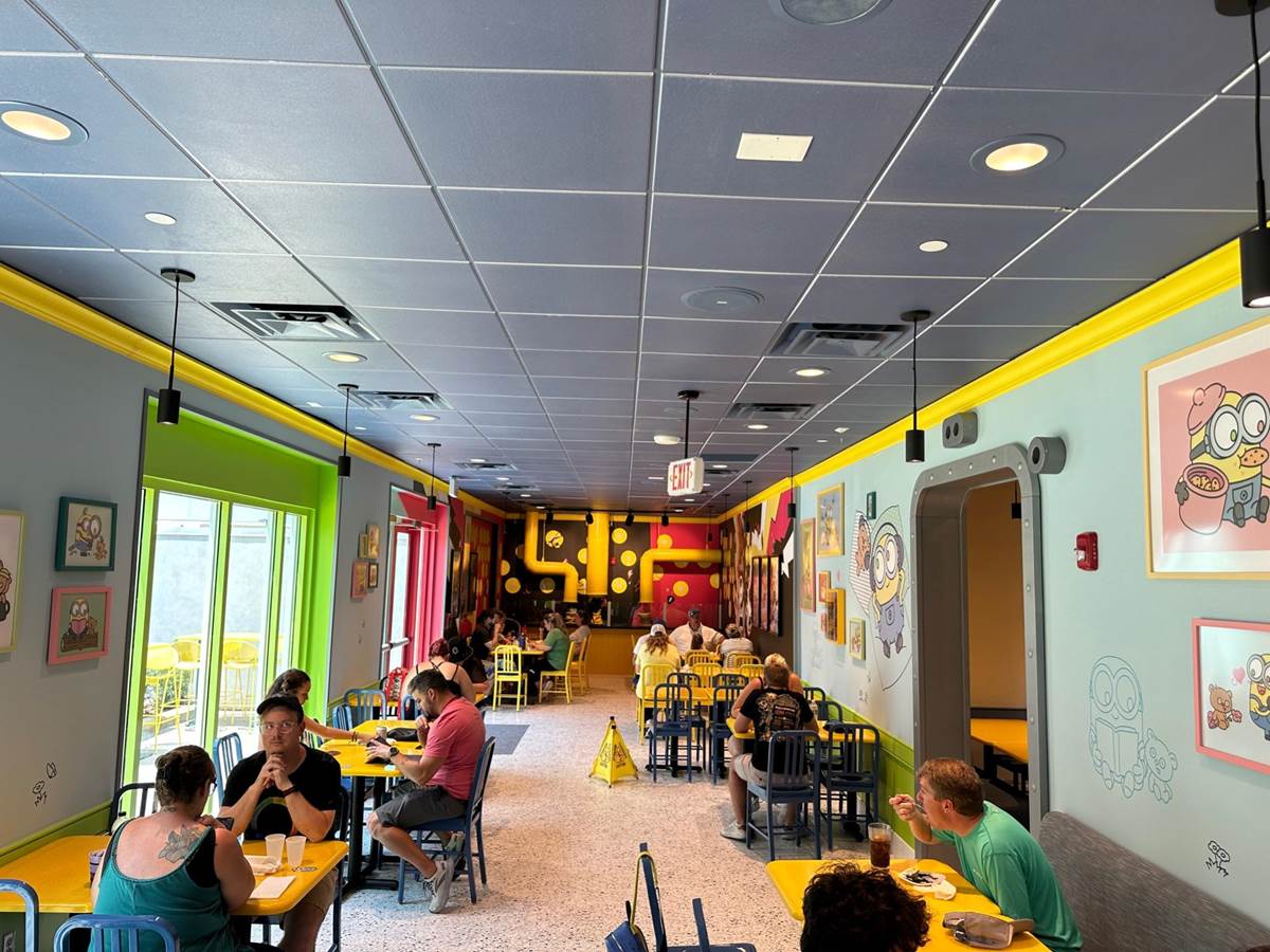 Photos: Minion Cafe and More Soft Open at Universal Studios Florida's ...