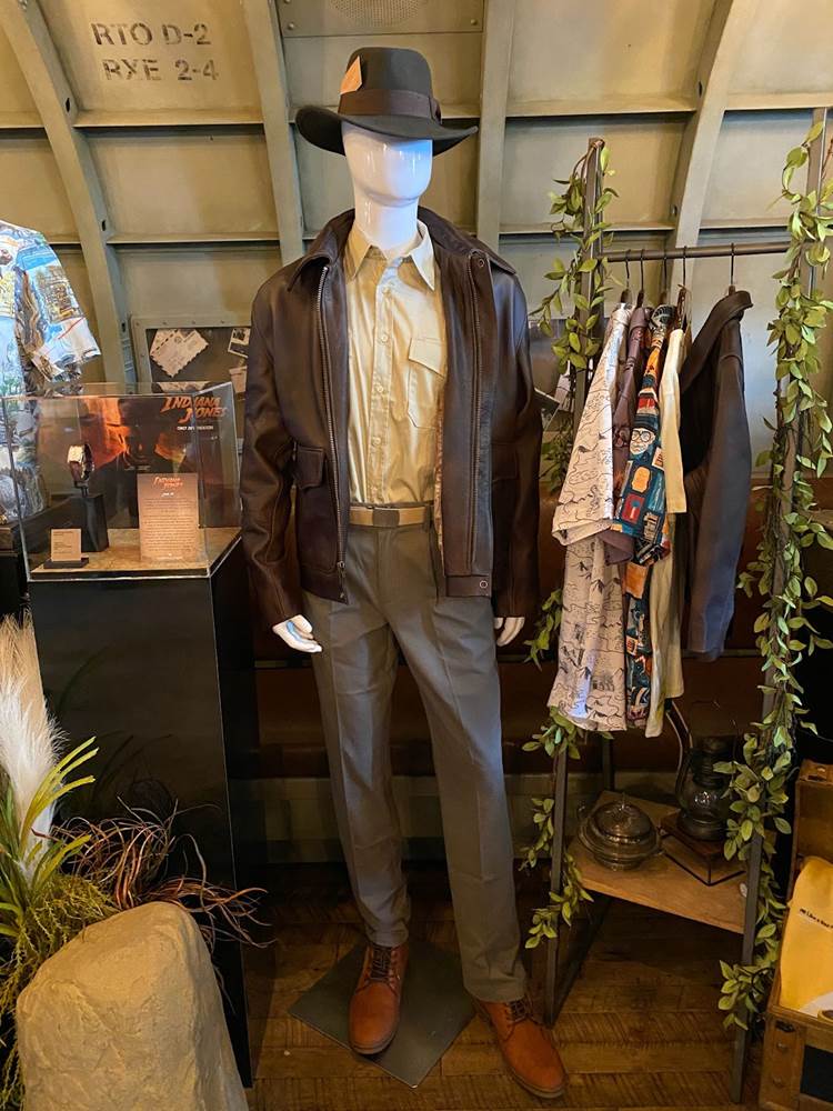 Photos: New Jock Lindsey's Hangar Bar Menu Revealed During Indiana ...