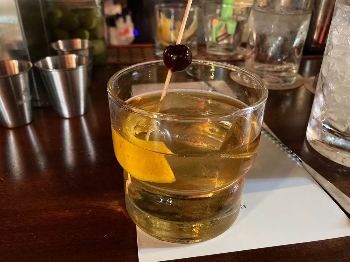 Photos: The Edison's Shaken & Stirred Cocktail Classes are a Unique and ...