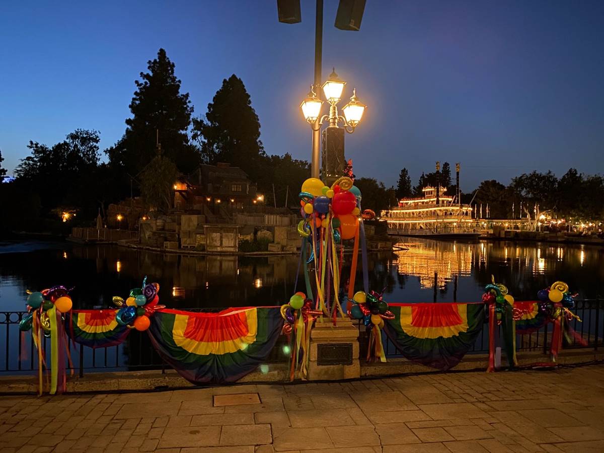 Photos / Videos – The First-Ever Disneyland After Dark: Pride Nite ...