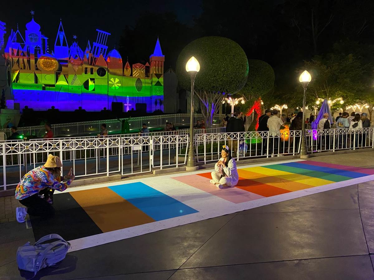Photos / Videos – The First-Ever Disneyland After Dark: Pride Nite ...