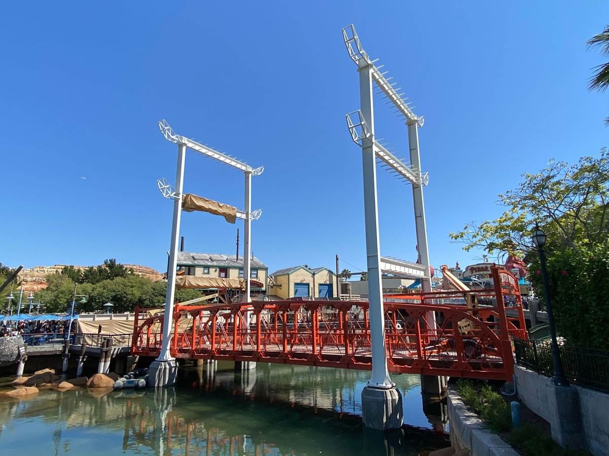 Photos: Work Continues on San Fransokyo Square Bridge at Disney ...