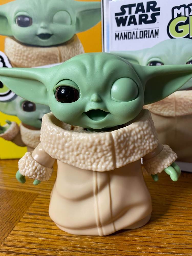 Video Unboxing: Hasbro's Mixin' Moods Grogu Toy from "Star Wars: The ...
