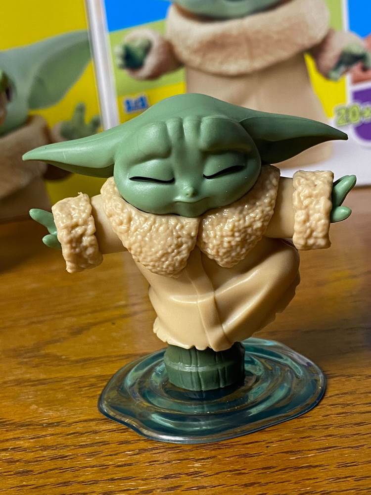 Video Unboxing: Hasbro's Mixin' Moods Grogu Toy from "Star Wars: The ...