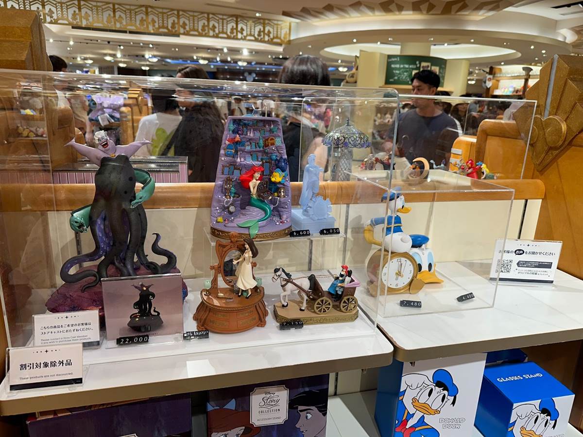 A Look at Some Current Disney Store Japan Offerings - LaughingPlace.com