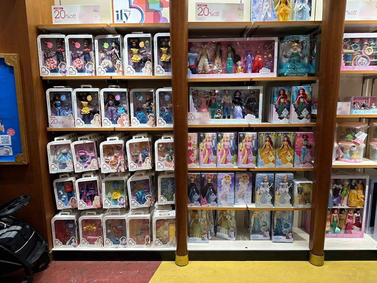 A Look at Some Current Disney Store Japan Offerings - LaughingPlace.com