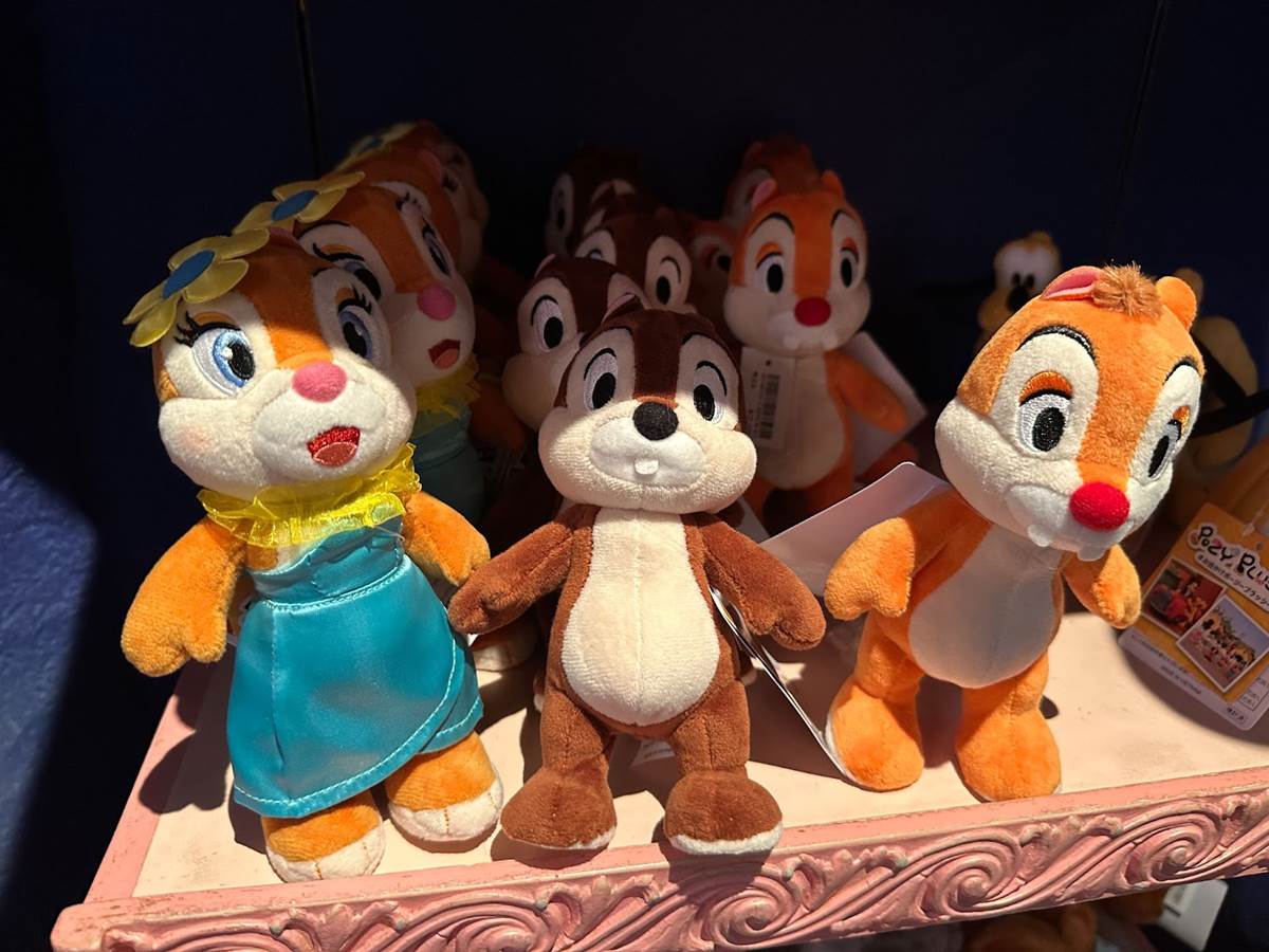 A Look at Some Current Tokyo Disney Resort Merchandise Offerings ...